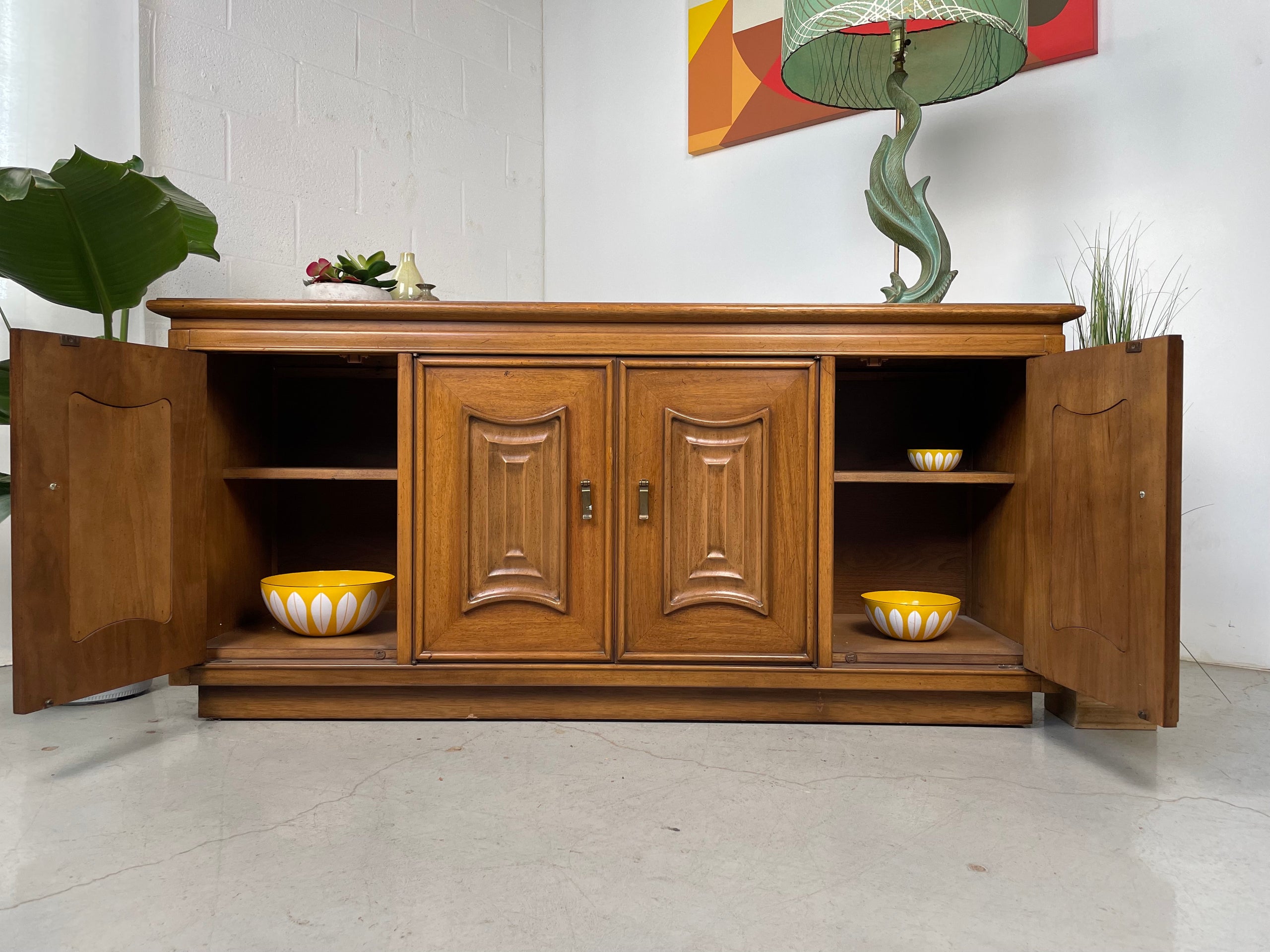 Stunning Mid-Century Modern Sideboard | TV Stand | Buffet | SimplyMidKC