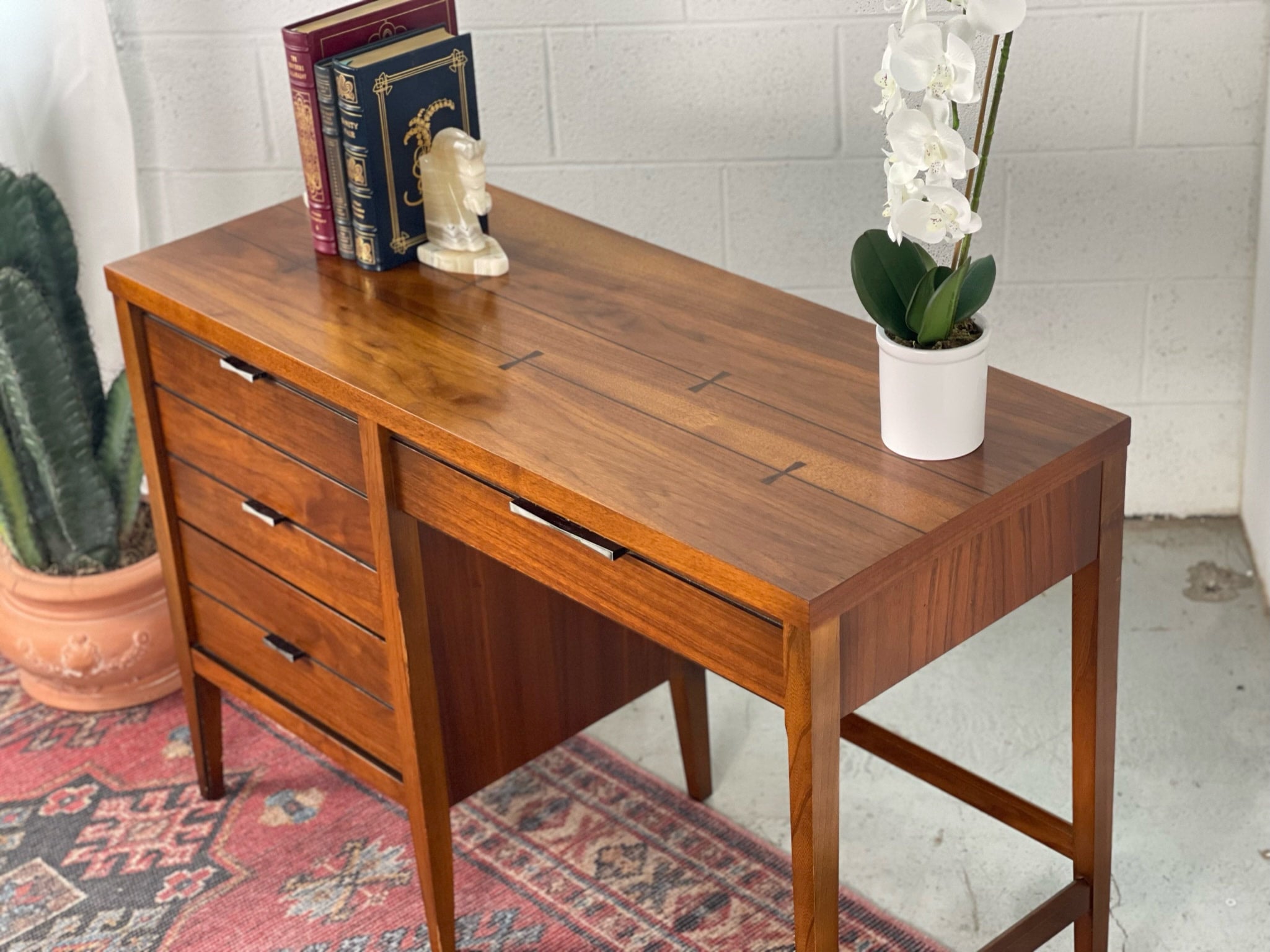 Lane Tuxedo Desk | SimplyMidKC